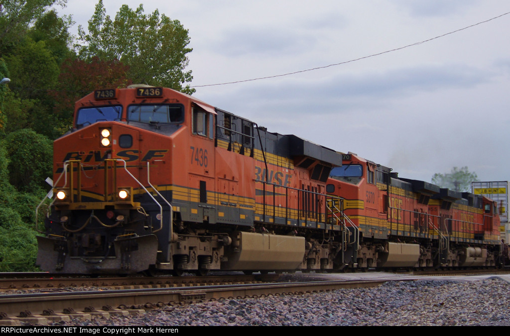 BNSF 7436 East